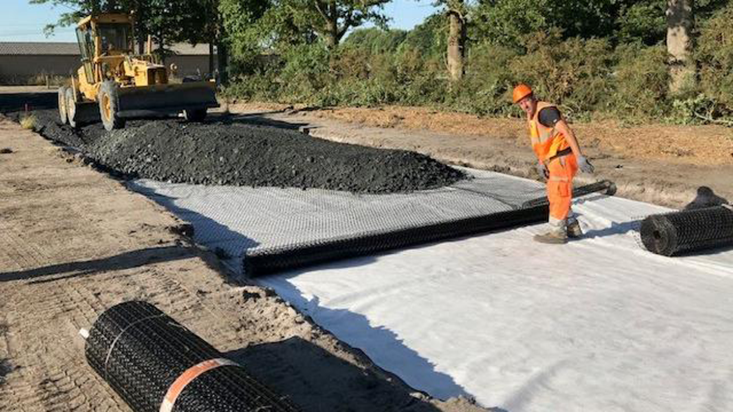 Stabilization of the access road - Terageos